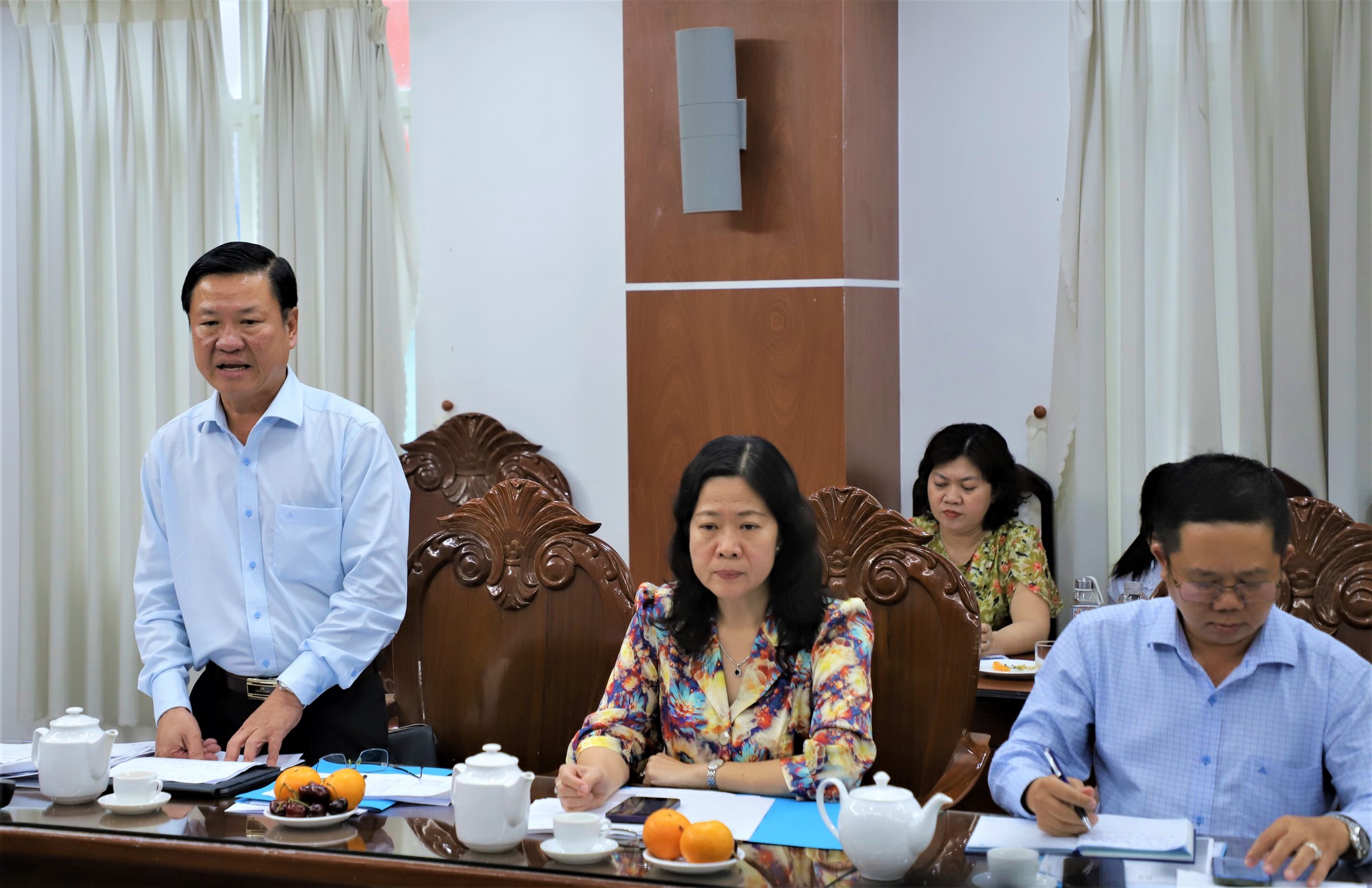 Chủ tịch UBND tỉnh làm việc với UBND thành phố Long Xuyên về công tác chuẩn bị cơ sở vật chất ...